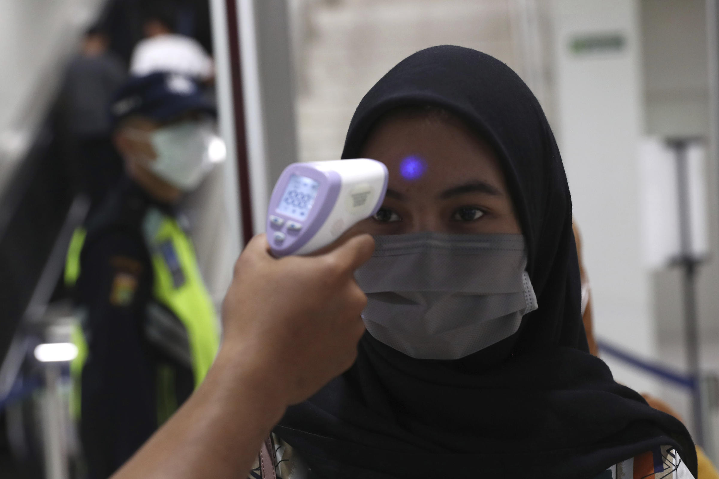 Temperature Checks Ineffective at Detecting COVID?? - The Conscious ...